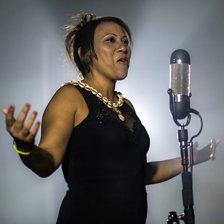 Zanja Records | Maria Victoria Cuban singer and musician